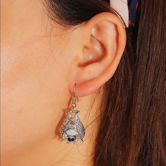 Jewelry | Glowing Bat Hanging Upside Down Lacey Mesh Lattice Wing ...